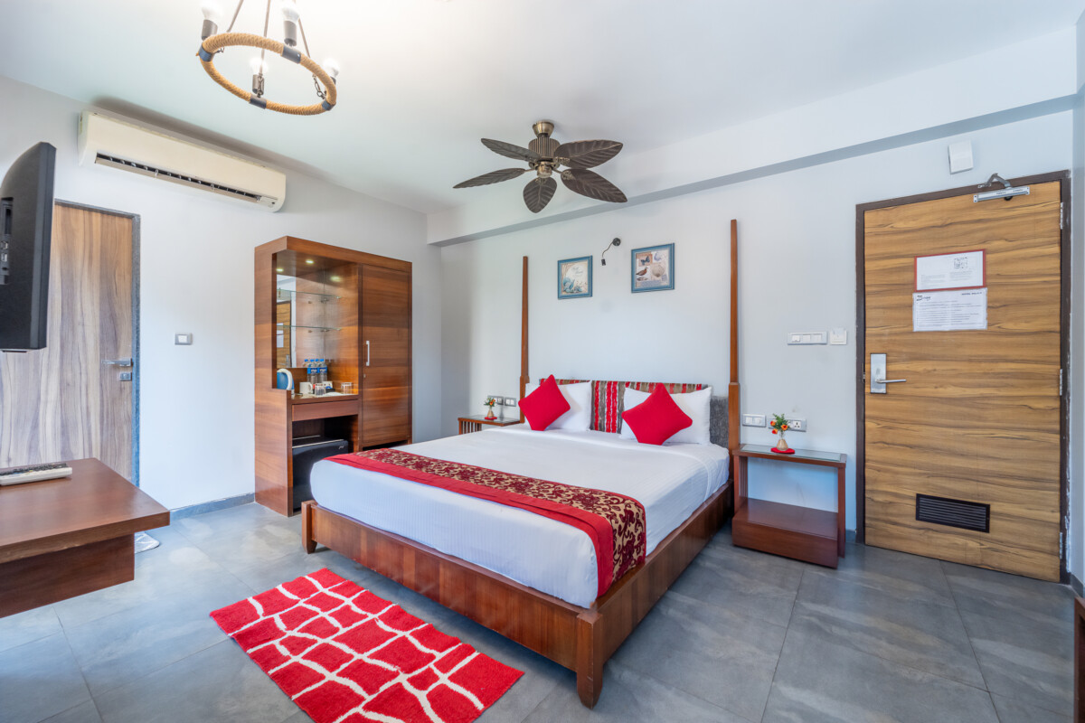 Deluxe Rooms|Candolim Beach|North Goa Hotel|Luxury Stay | Zense Resort